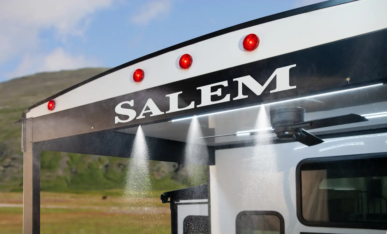 Salem Cruise Lite Travel Trailers - Forest River RV